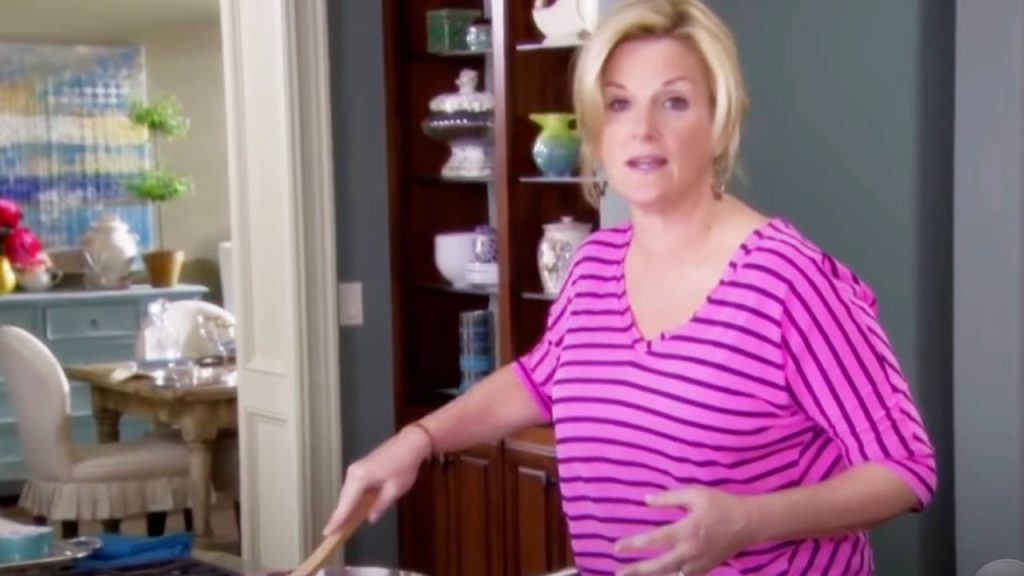Trisha Yearwood's Old-Fashioned Potato Beef Casserole Recipe