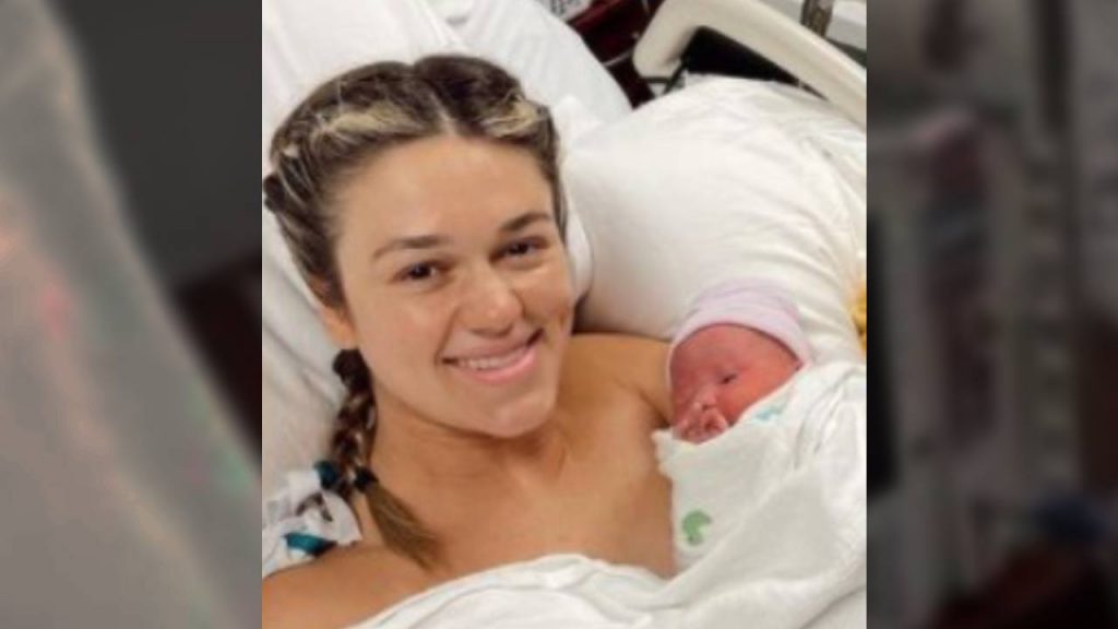 Sadie Robertson Posts First Photo From Daughter's Instagram Account
