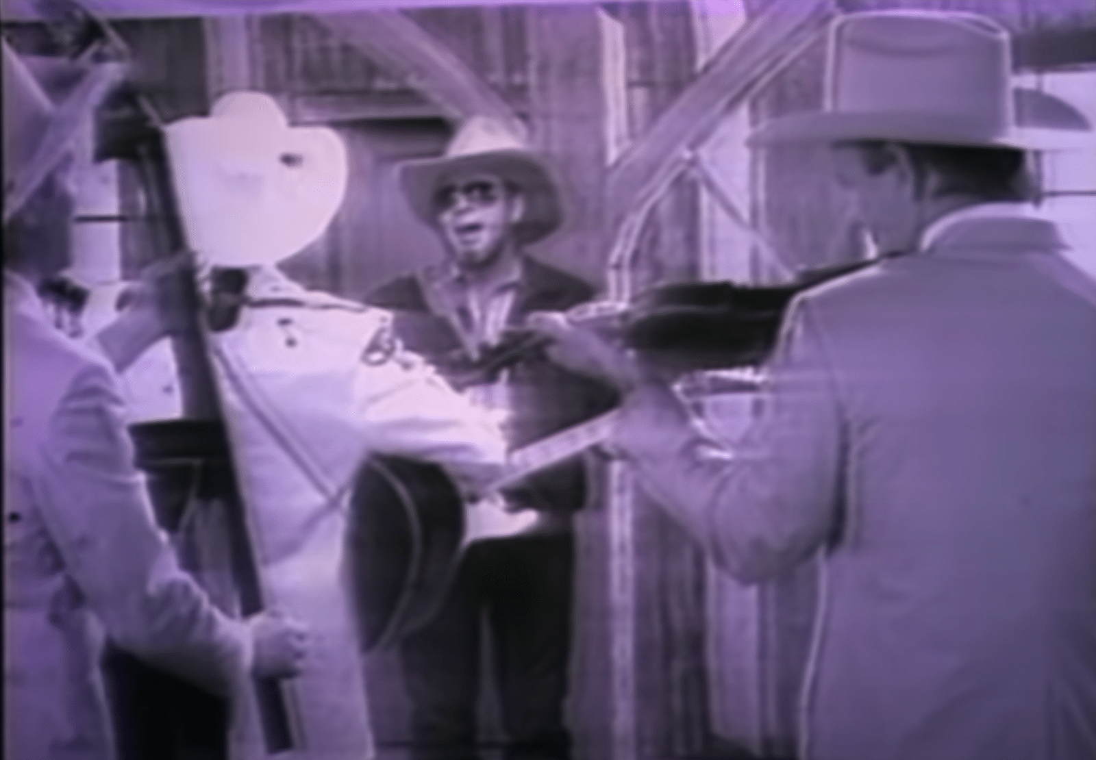 1989: Hank Williams Jr. Sings "There's A Tear In My Beer" Duet With His ...