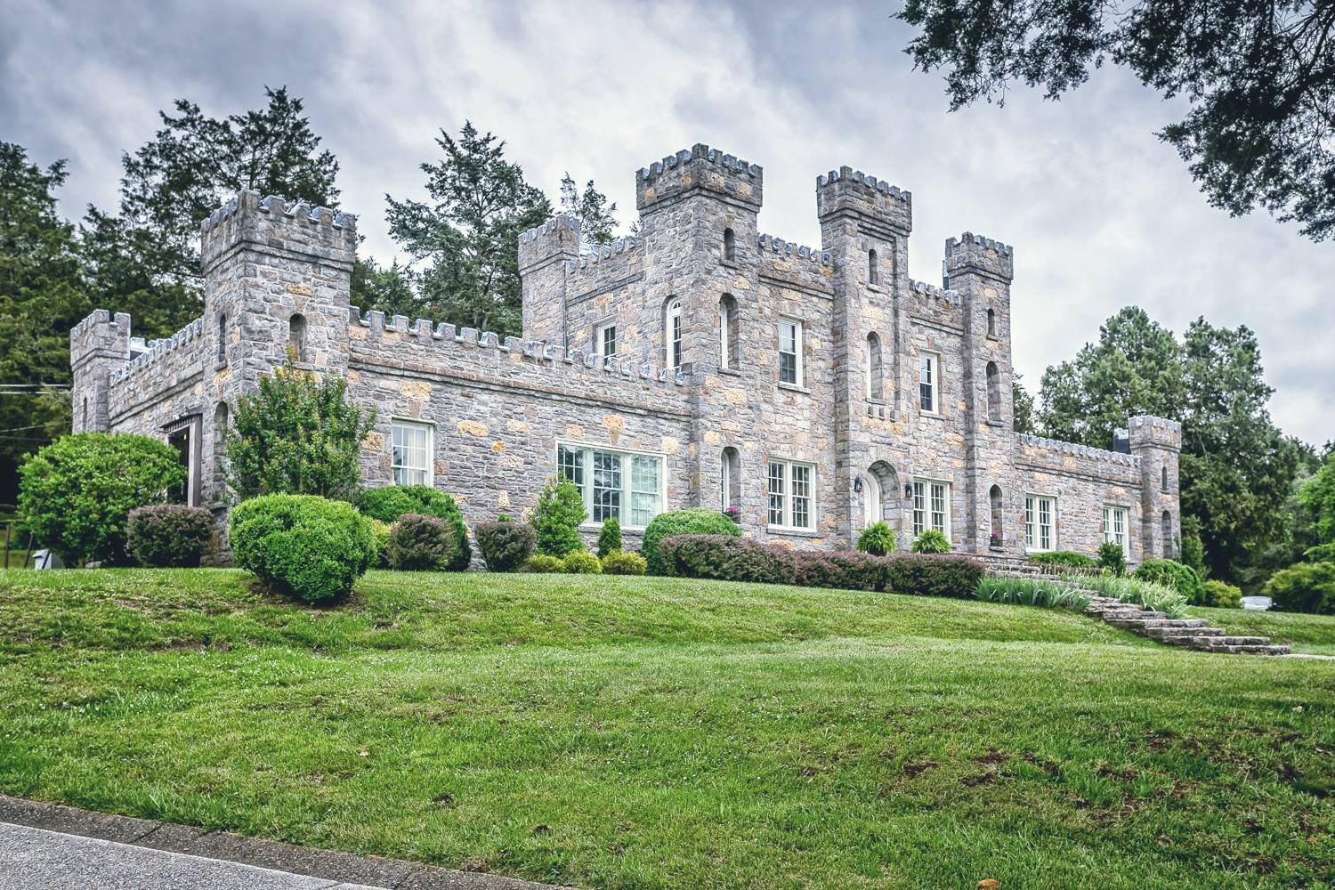 George Strait Is In The Studio With Chris Stapleton