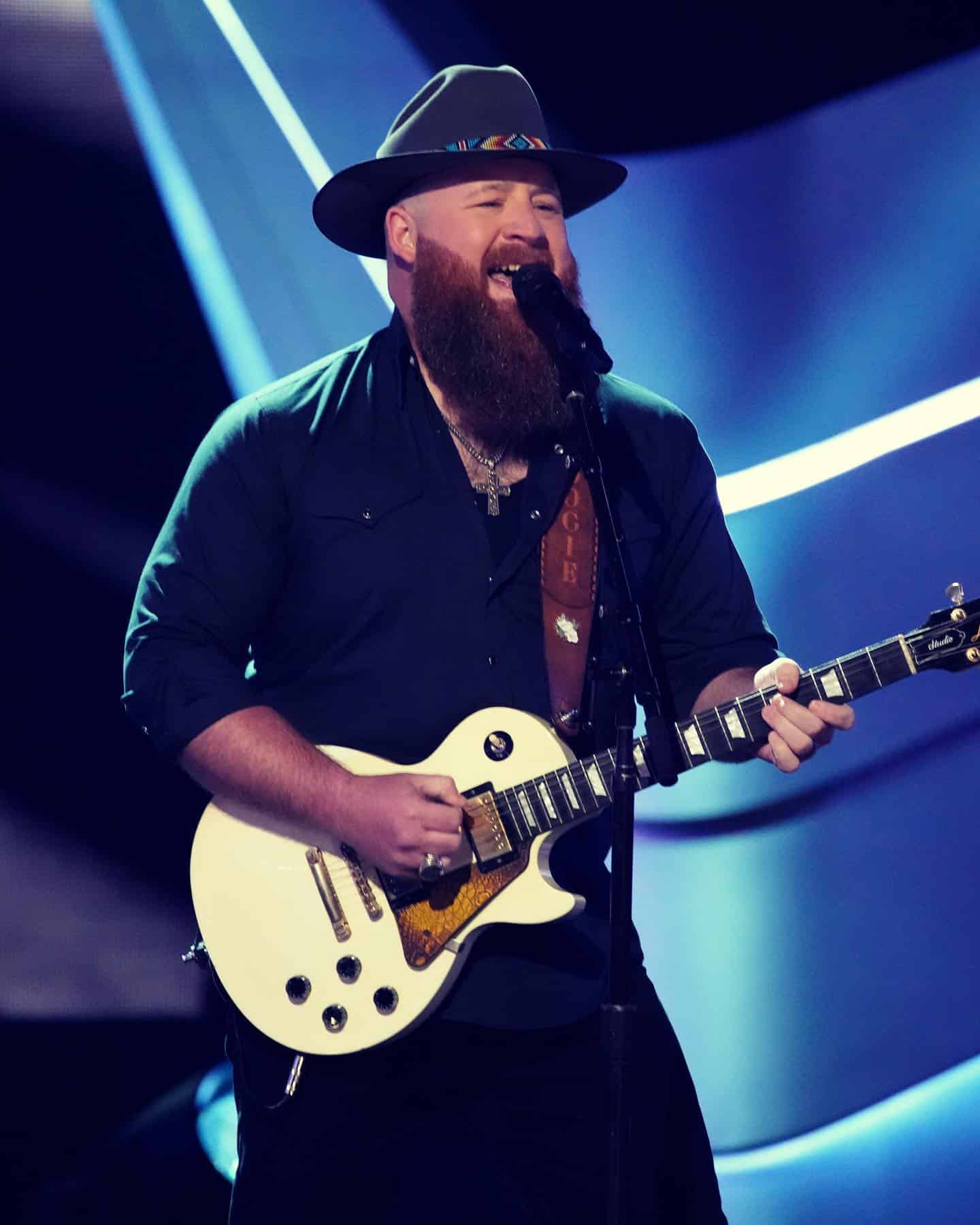 Country Singer Al Boogie Covers Joe Diffie's "Pickup Man" On "The Voice"