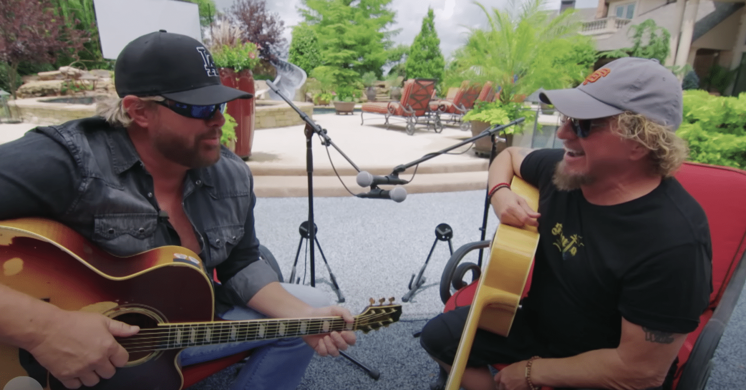 Take A Peek Inside Toby Keith's 160-Acre Oklahoma Ranch House