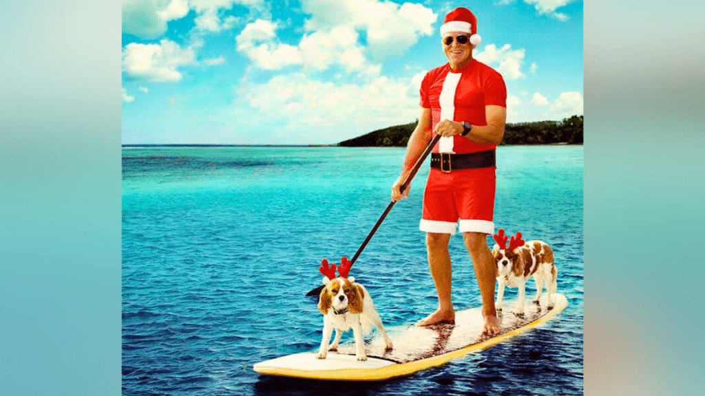 Jimmy Buffett Gives "Twelve Days Of Christmas" A "Parrothead" Spin