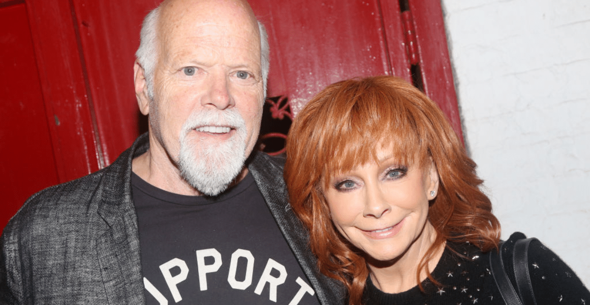 Reba Says She Would Marry Rex Linn: "I'm Truly Committed To Rex"