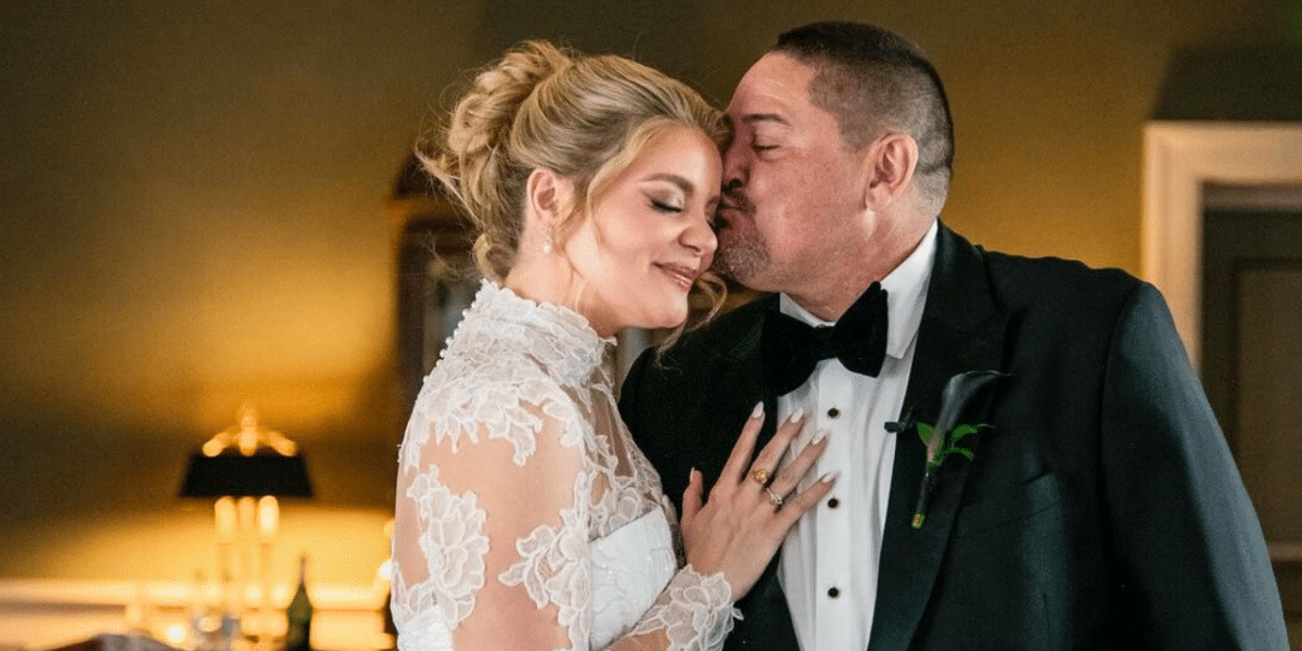Lauren Alaina Mourns The Loss of Her Father