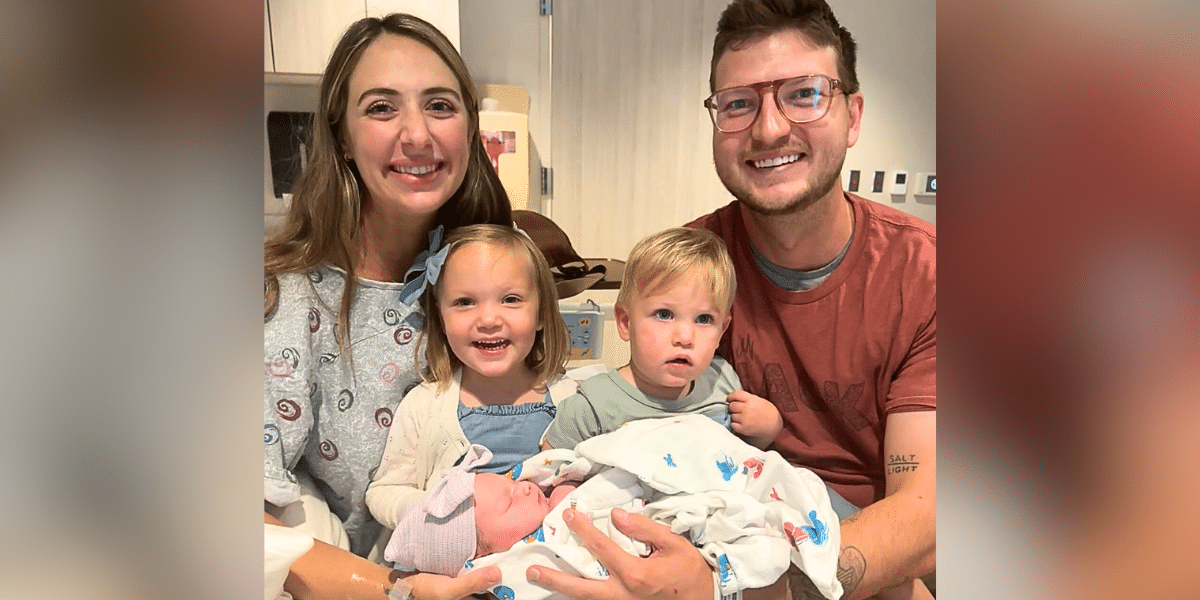 Reed & Brighton Robertson Welcome Baby #3