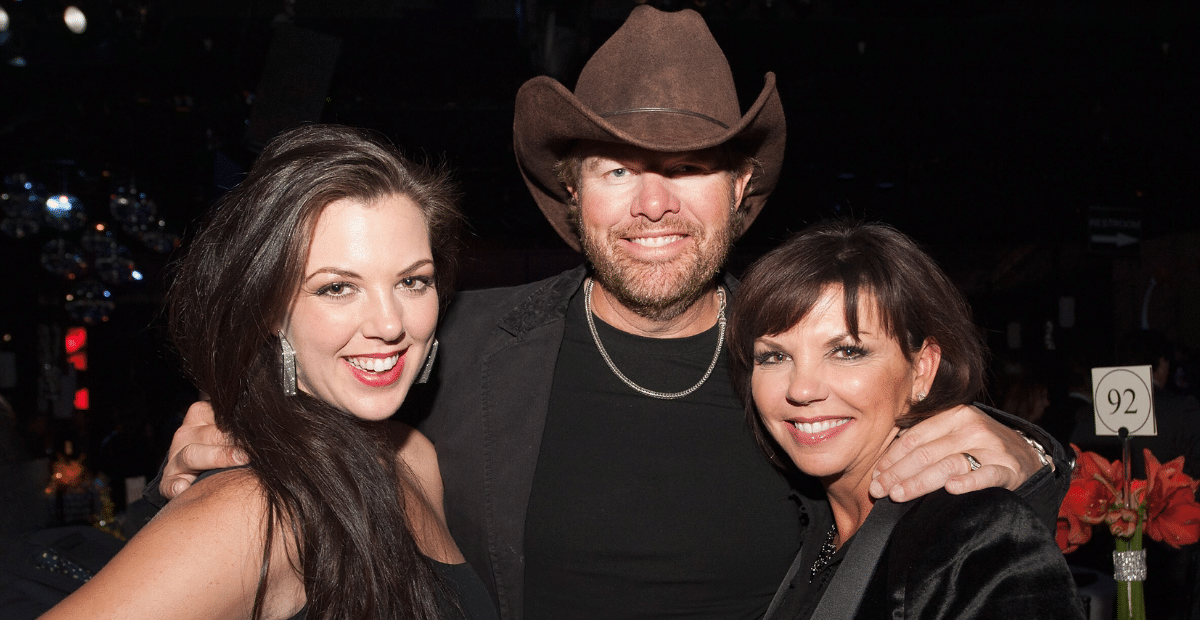 Krystal Keith Reveals Why She Told Friends Her Dad Was a Plumber ...