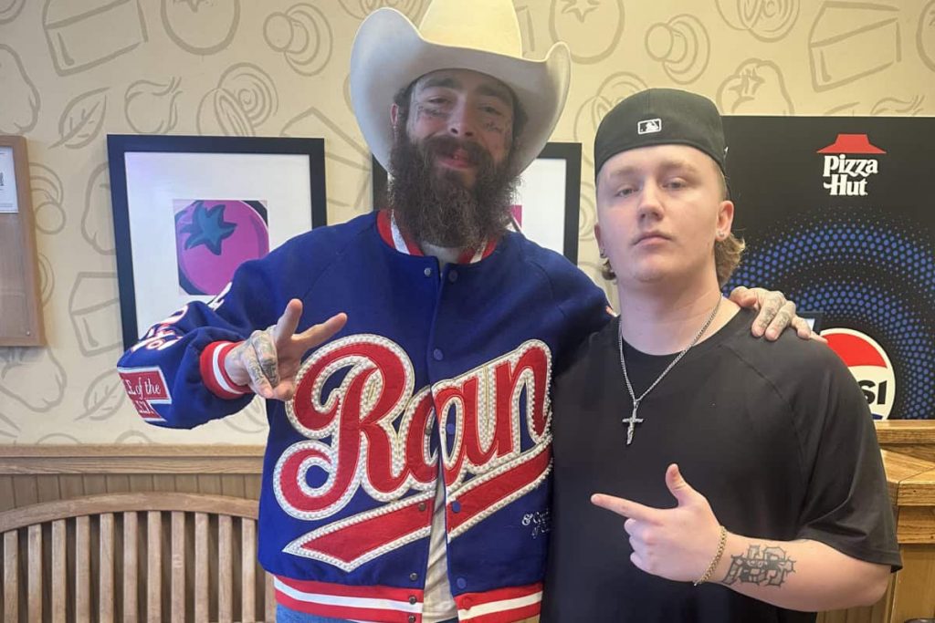 Post Malone Leaves $1,200 Tip For Pizza Hut Manager: "I Was Almost In ...