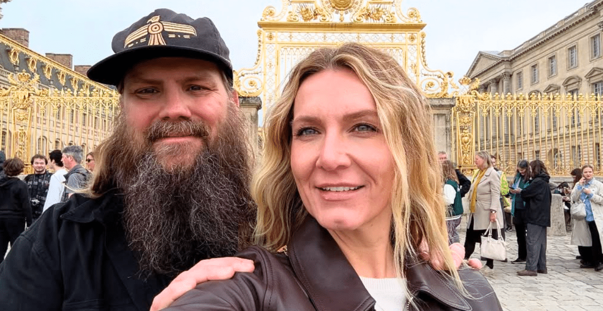 Chris Stapleton's Wife Morgane Shares A Sweet Birthday Message For Him ...