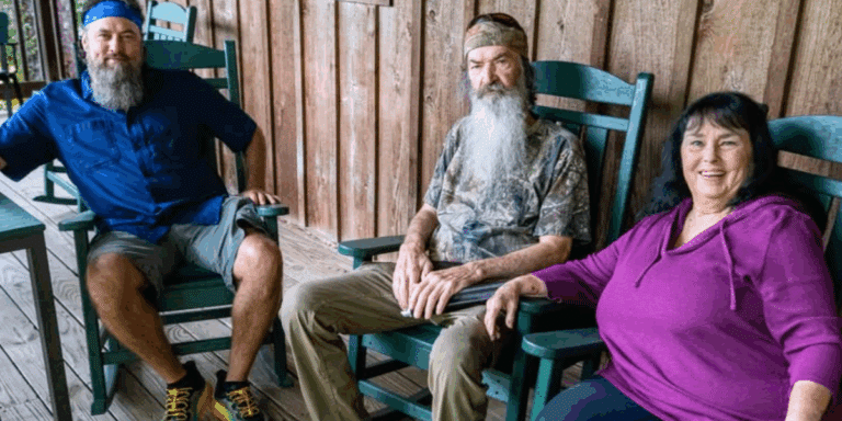 Reed & Brighton Robertson Welcome Baby #3