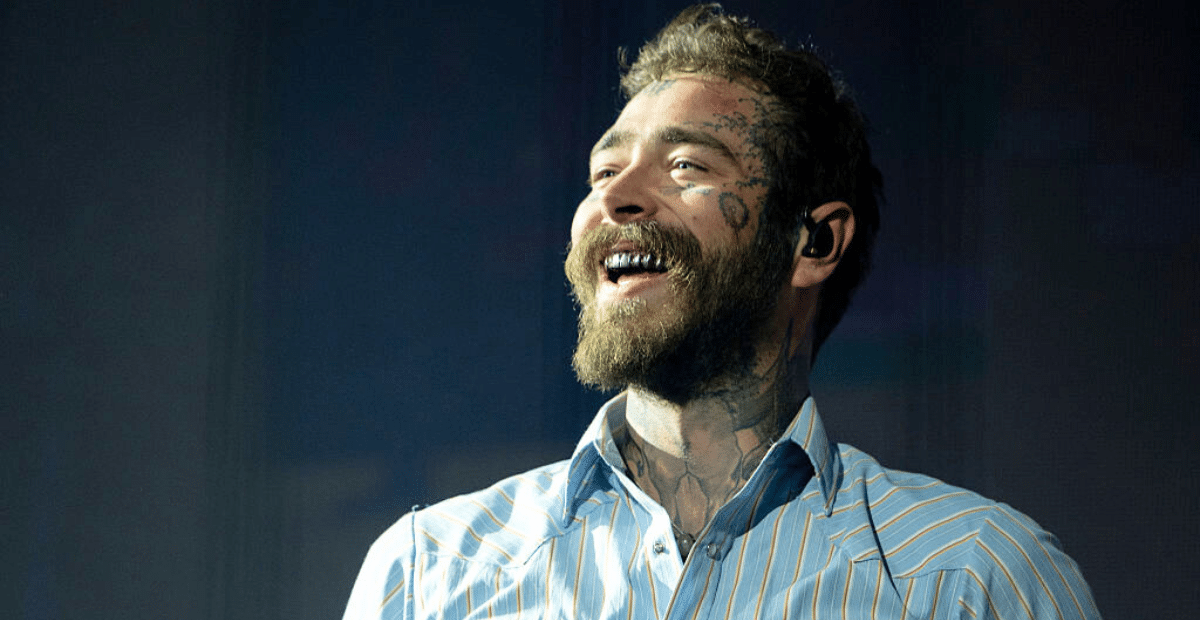 Post Malone Leaves Huge Tip For 15 Employees At An Arizona Bar ...