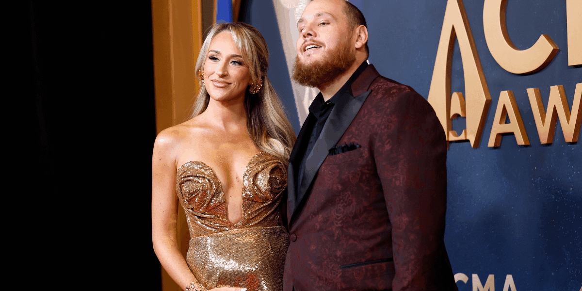 10 Country Music Stars Who Tied The Knot As Teens [LIST]